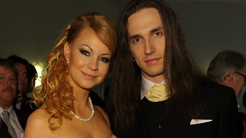 Heta Hyttisen miesystävä: Kuka tahansa urpo pääsee Linnaan avecina ...