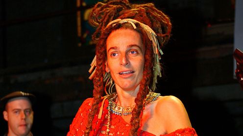 Punkbändin naissolisti kuollut - MTVuutiset.fi