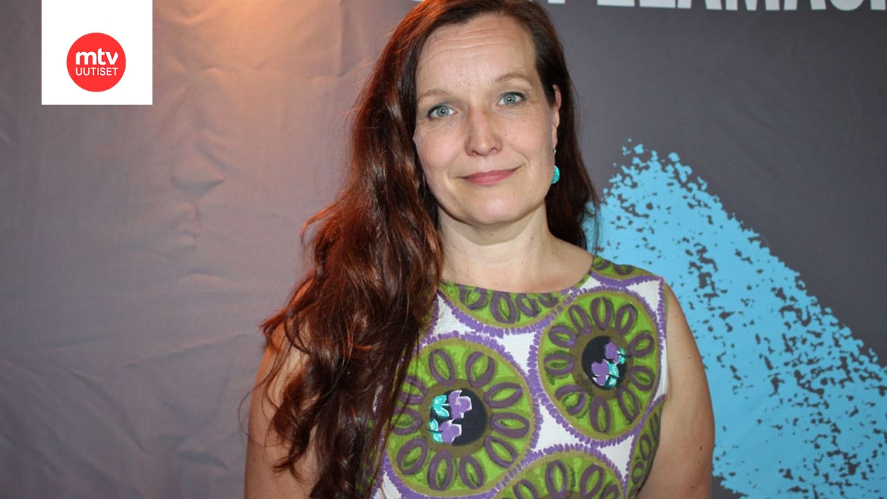 Johanna Vuoksenmaa: Käsittelen komedian avulla vastoinkäymisiäni - MTVuutiset.fi