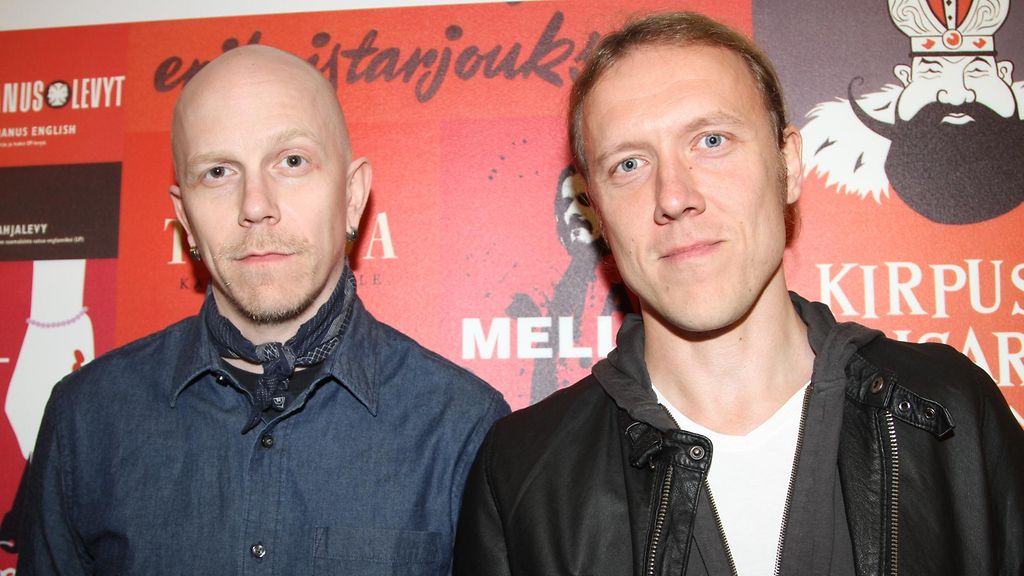 Sipe hehkuttaa Apulannan uutta basistia: Selvisi tulikokeesta ...