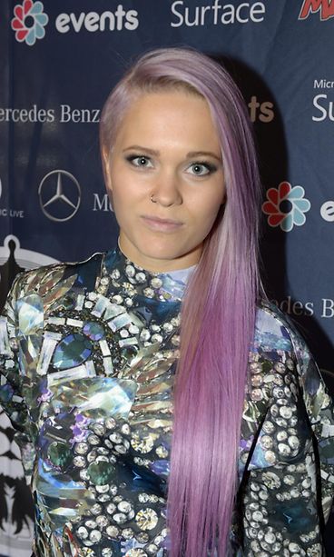 KUVAT: Naapurintytöstä räväkäksi poppariksi – näin Sannin tyyli on ...