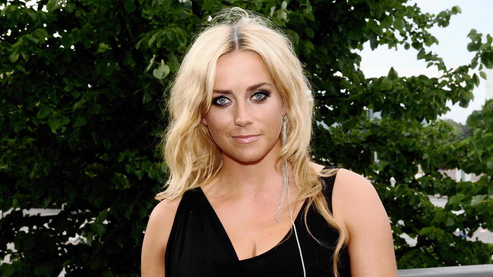 KUVAT: Iina Kuustonen on kasvanut upeaksi kaunottareksi - MTVuutiset.fi