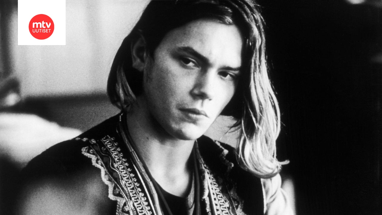 River Phoenix menehtyi 25 vuotta sitten – tyttöystävä avautuu vihdoin ...