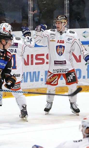 Tapparan kultakypärä ylisti kapteeniaan – "Venyy joka suuntaan ...