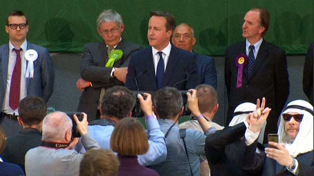 VIDEO: Kuka näytti Cameronille keskisormea? - MTVuutiset.fi