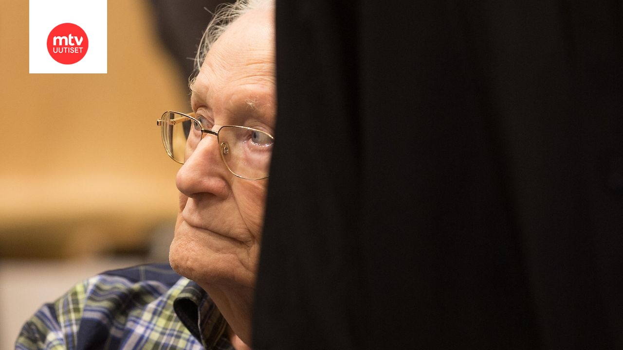 Auschwitzin 94-vuotias kirjuri tuomittiin vankilaan - MTVuutiset.fi