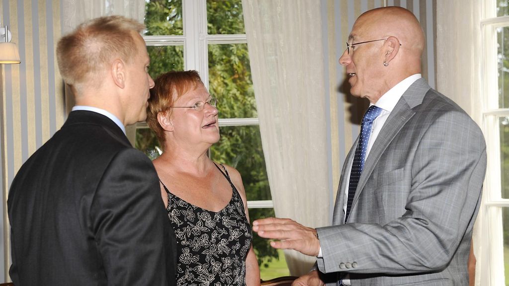 Kuvat: Suurlähettilään tehtävät jättävä Oreck: "Kiitos saunojenne ja ...