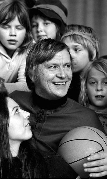 Rakastetun lauluntekijän työ ei unohdu – Juha "Watt" Vainion kuolemasta ...