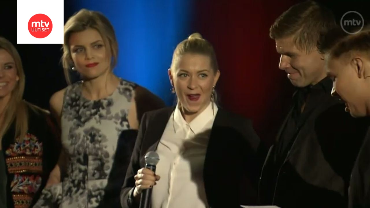 Salkkarit-tähdet villiintyivät suorassa lähetyksessä – härskiä ...