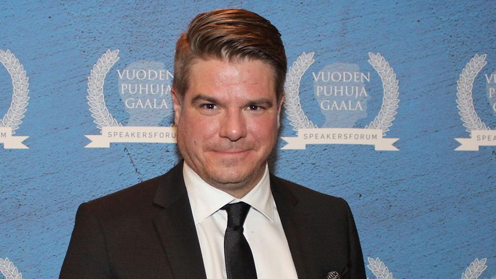 Jussi Heikelä radiovuosistaan kirjassa: Ponnistin päivittäin ...