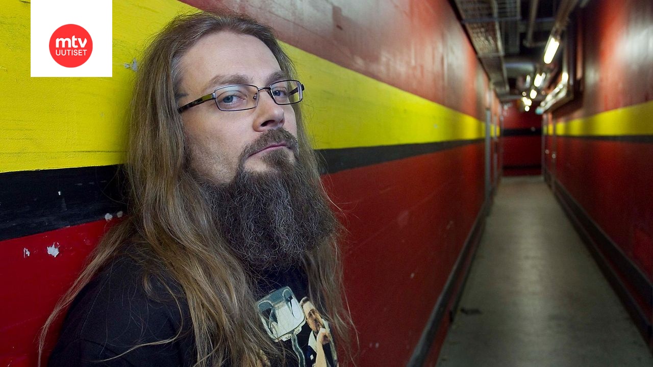 Mokoman laulaja avautuu masennuksensa taustoista kirjassa – kiusaajat ...