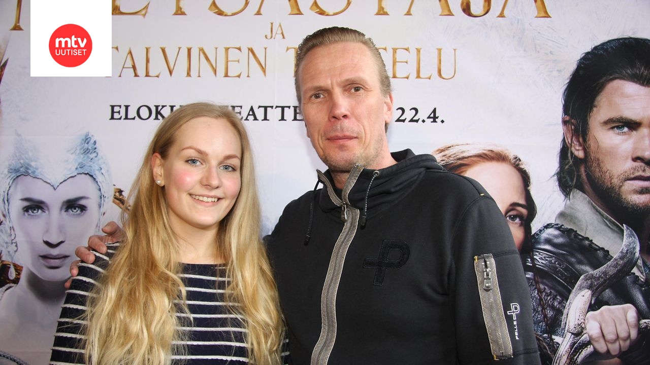 Näyttelijä Jukka Rasila esitteli kauniin tyttärensä kutsuvierasensi ...