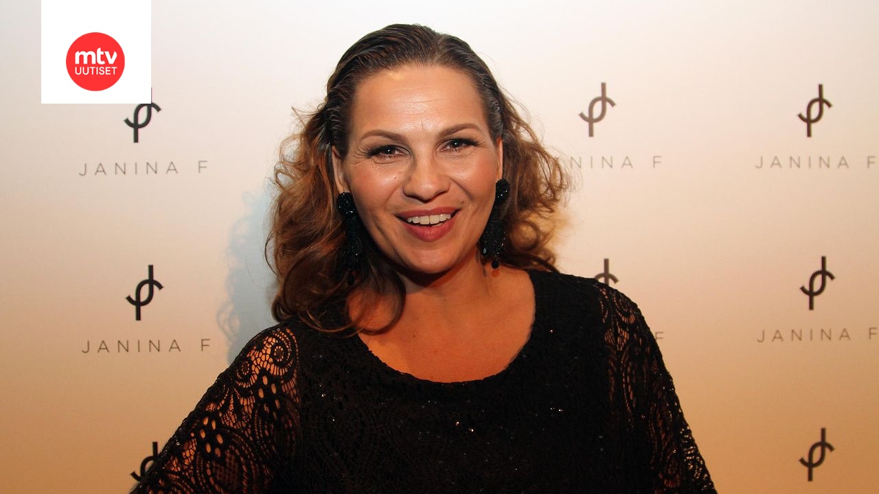 Janina Fry julkaisi kuvan kuopuksensa kanssa: "Tämä ihmeellinen pieni ...