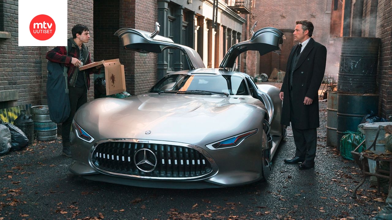 Gran Turismosta tuttu Mercedes-AMG päätyi Batmanin kauppakassiksi ...