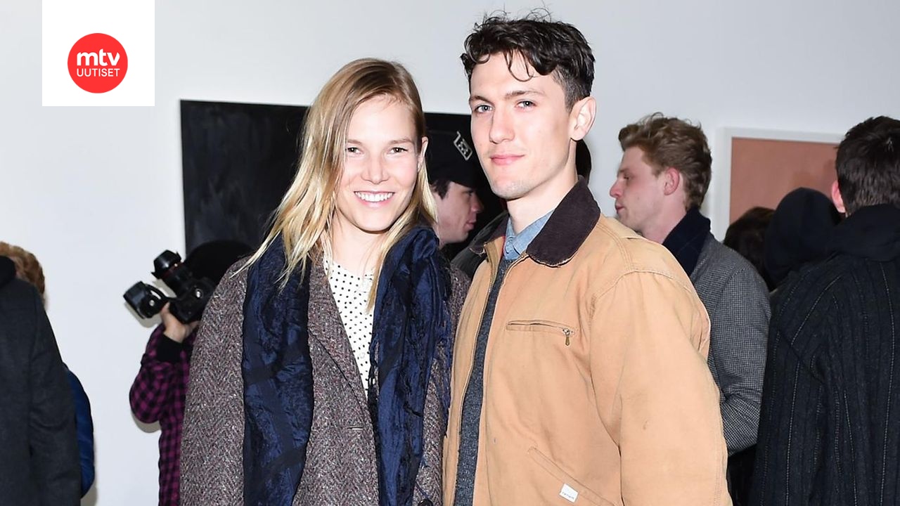 Huippumalli Suvi Riggs sai toisen lapsensa – synnytti suihkussa seisten ...