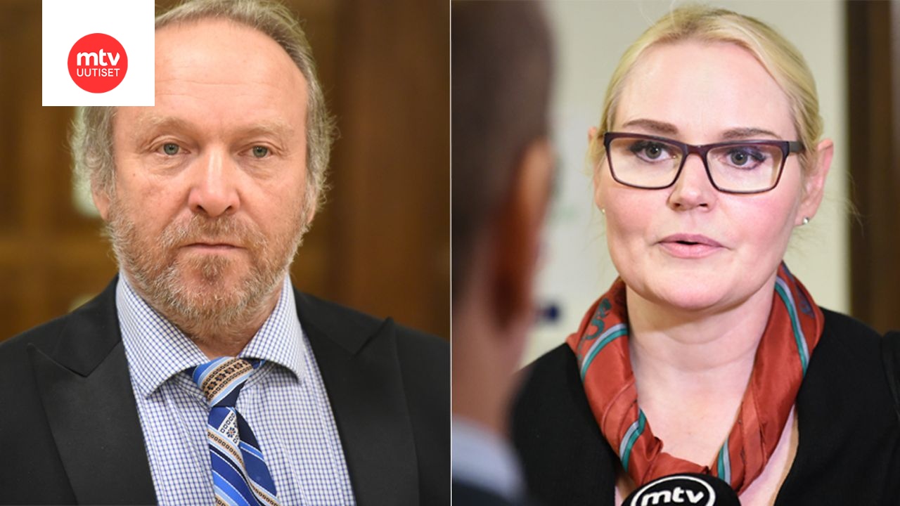 Eduskunnassa vietetään pikkujouluiltaa uusilla pelisäännöillä ...