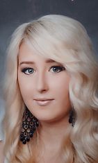 Erikoishaastattelu: Kauneusleikkauksista riippuvainen ihmisnukke Amanda ...