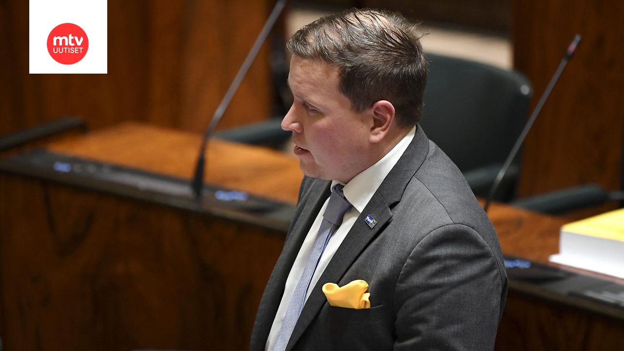 Ville Tavio ei kadu natsivertaustaan – eduskunnan puhemies Paula ...