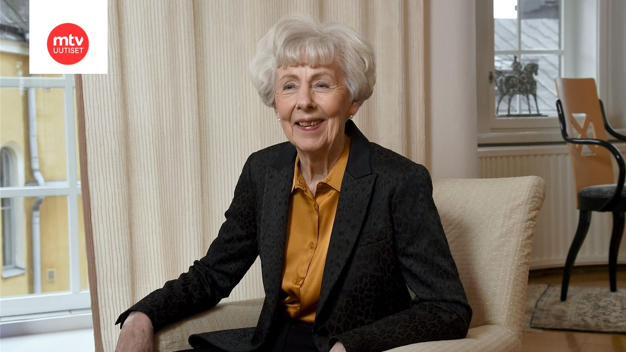 90 vuotta täyttävä Tellervo Koivisto on aina pitänyt tyttöjen ja ...