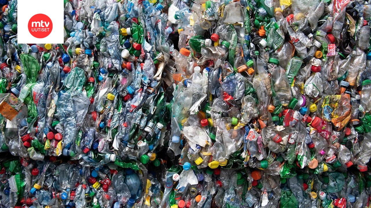 Muovien kierrätysaste Suomessa huomattavan korkea: jätettä on vietävä ...