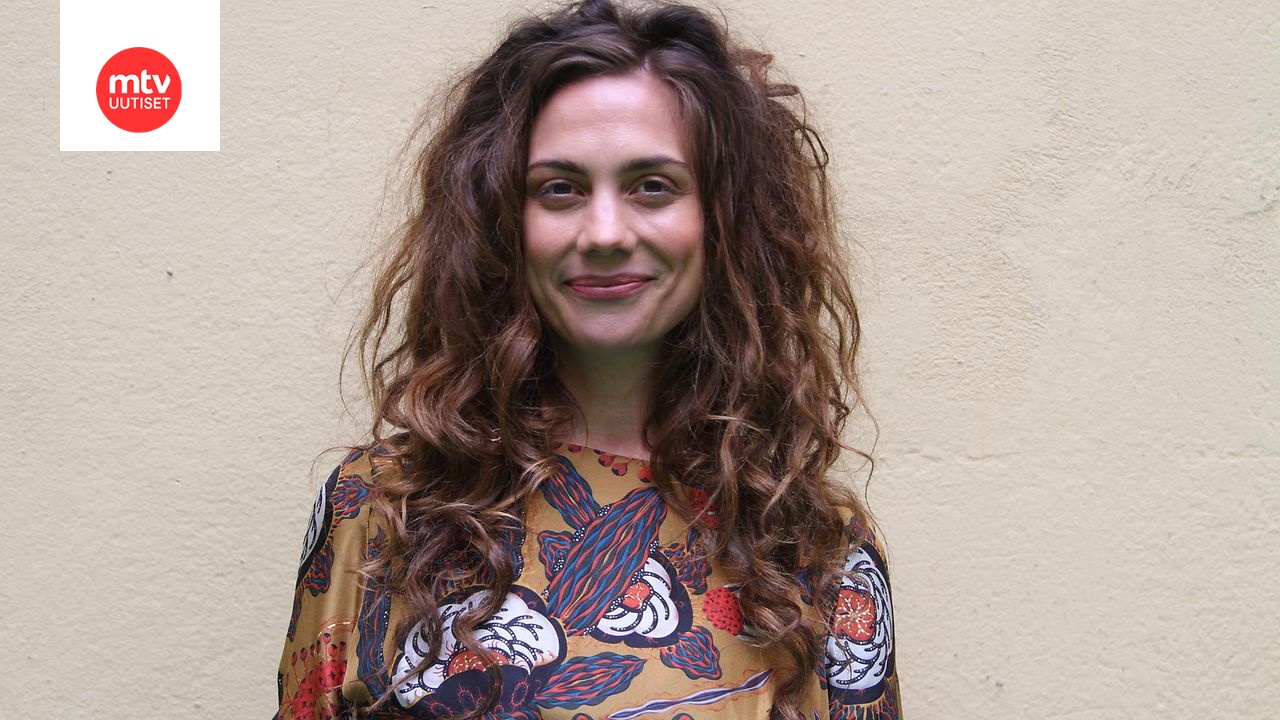 Manuela Bosco julkaisi Instagramissa kauniita raskauskuvia - MTVuutiset.fi