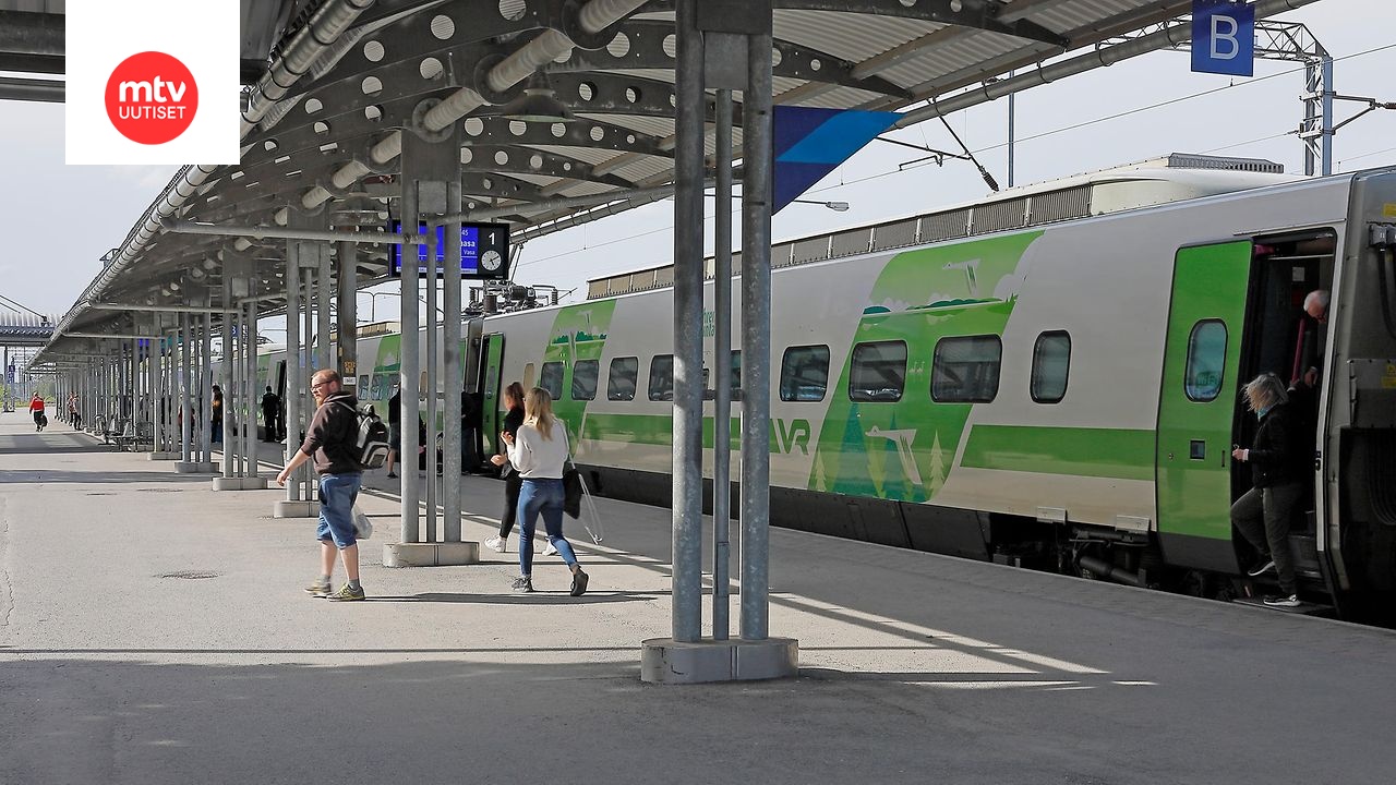 Rautatieasemien kuulutuksissa ja näytöillä saattaa olla virheellistä ...