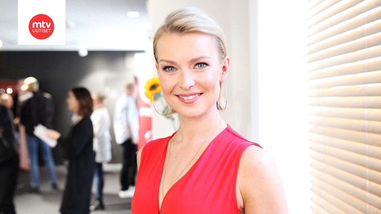 Kihlat! TTK-tanssija Kia Lehmuskosken sormuskuva huokuu onnea - MTVuutiset.fi