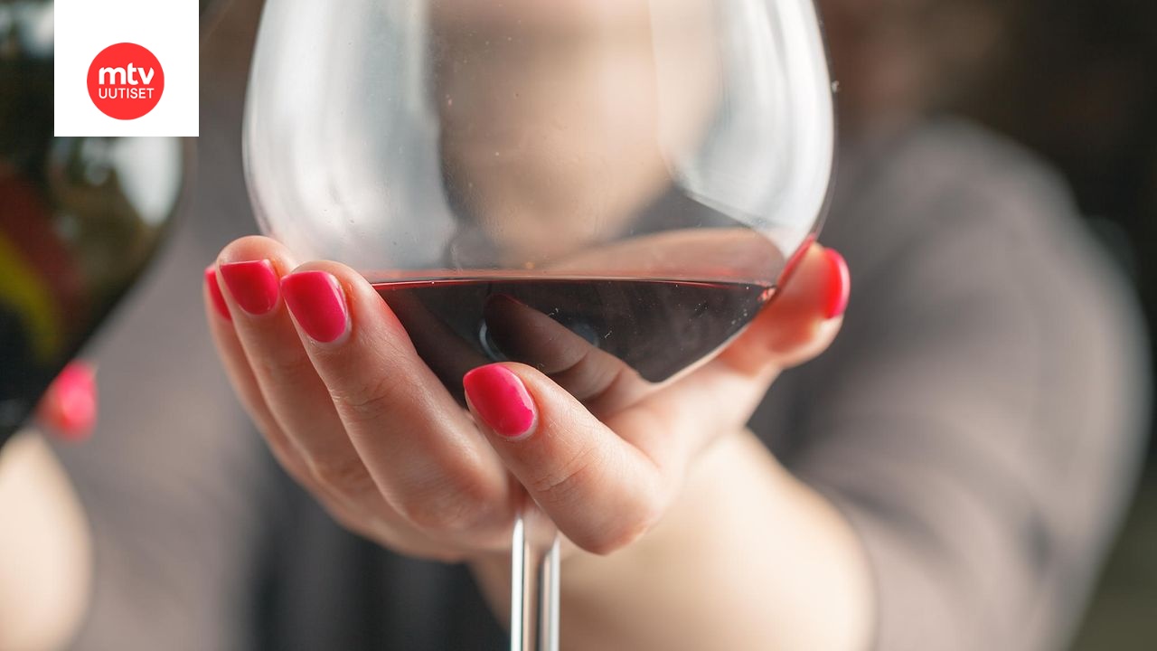 Suositut punaviinit juuri nyt: Alko kertoo trendeistä | Makuja | MTV ...