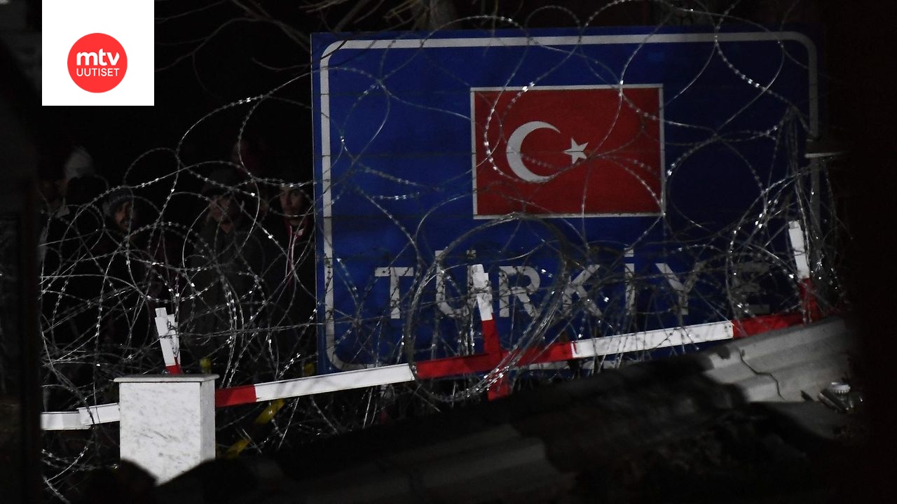 Rajat pakolaisille avannut Turkki kehottaa kansalaisiaan välttämään ...