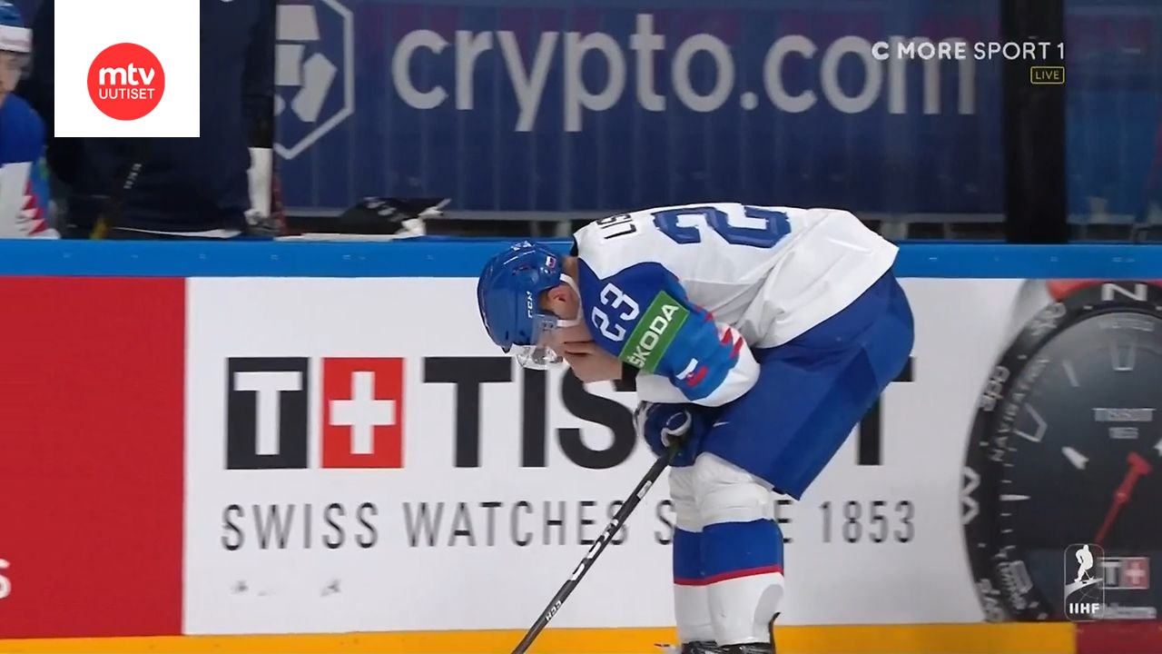 MM-jääkiekko: Adam Liska sai mailasta kasvoihinsa, USA maalasi perään ...