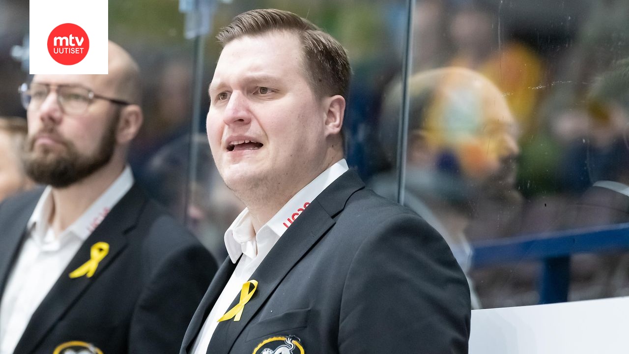 Kärppien tulokasvalmentaja Lauri Mikkola suurennuslasin alla ...