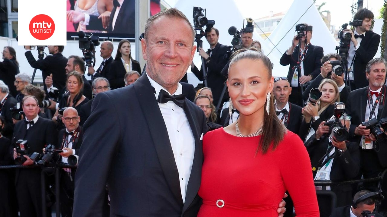 Johanna Harlin tyrmäävänä vauvavatsansa kanssa: "Sinua on maailman ...