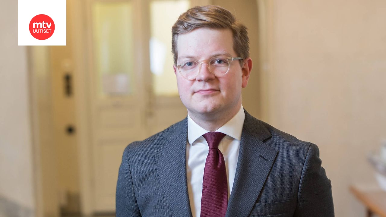 Pääministerin erityisavustaja Matti Niemi vaihtaa työpaikkaa ...