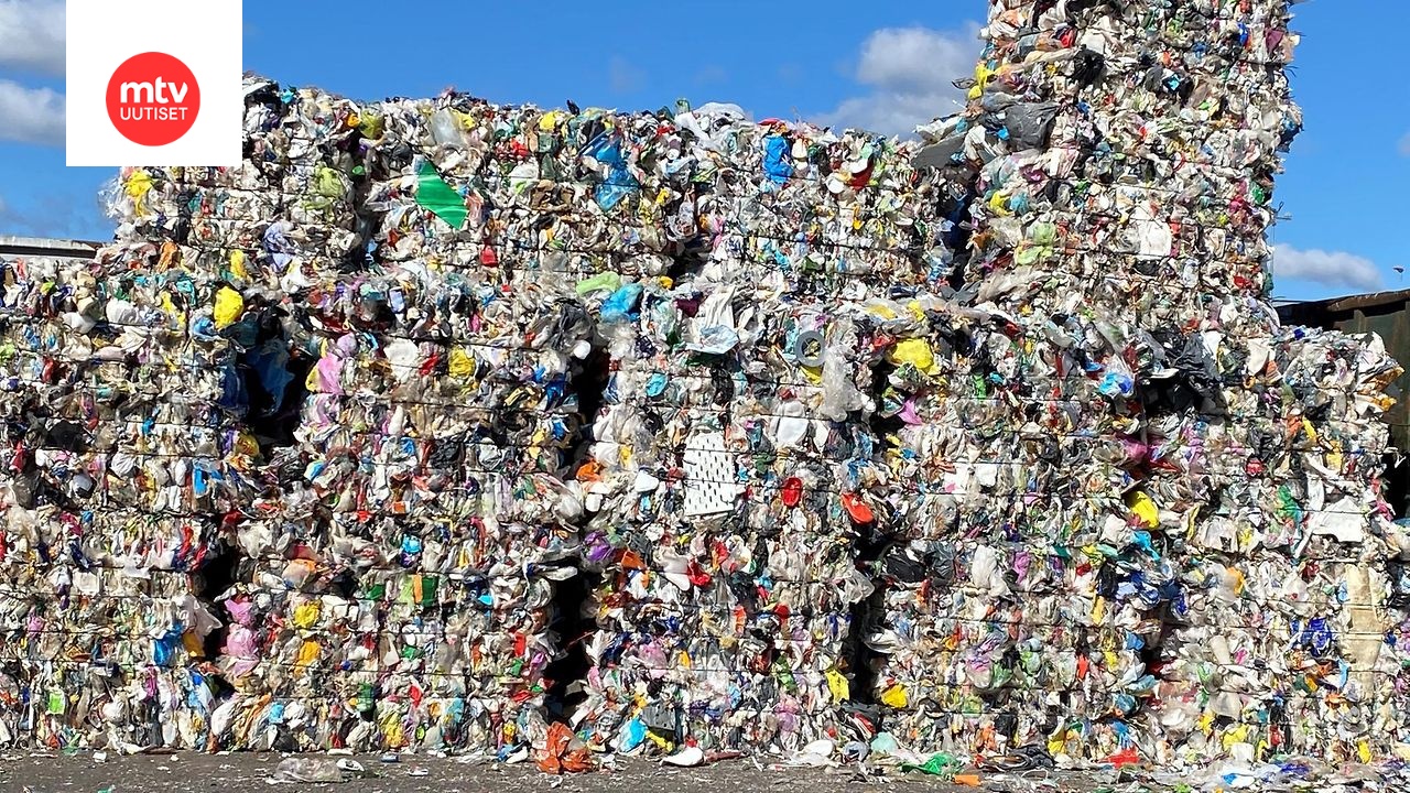 Neljännes keräysastioiden muovista on väärää tavaraa, ja se vaikeuttaa ...