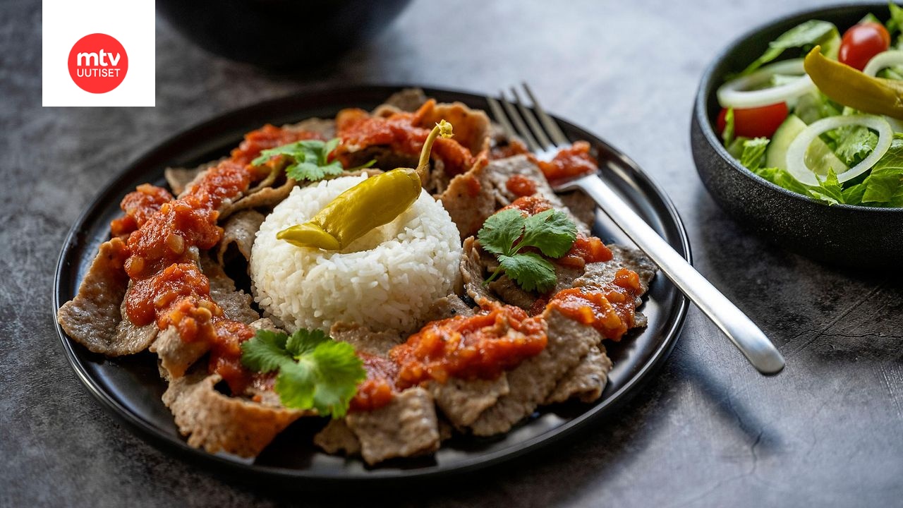 Helppo kebabkastike! Kokeile Katin tomaattista kastiketta kebabille ...