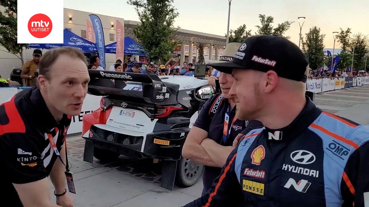 Jari-Matti Latvala onnitteli Esapekka Lappia komeasta ajosta ...