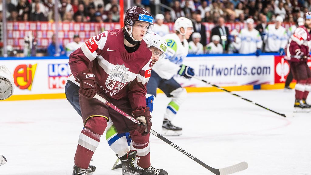 Latvian Dans Locmelis elää unelmaansa jääkiekon MM-kisoissa - MTVuutiset.fi