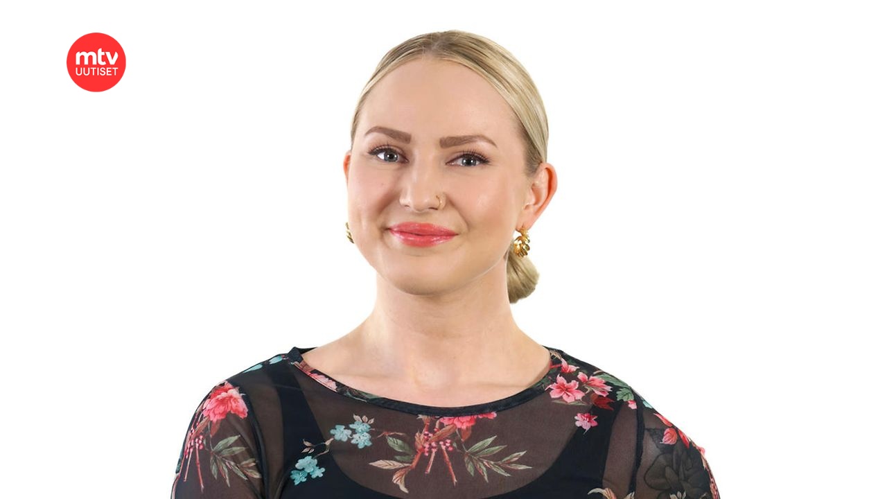 Ensitreffit alttarilla -Julia haki ohjelmaan toistamiseen – kritisoi ...