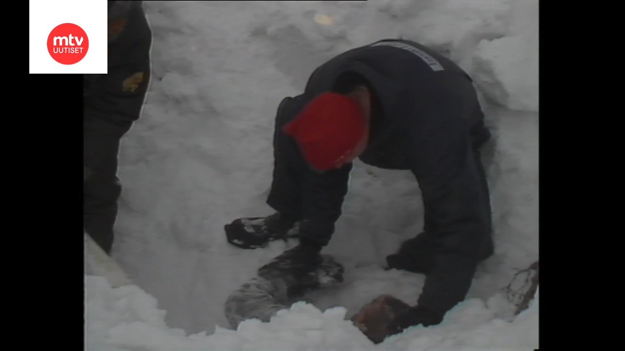 Näin 2,5 tuntia lumen alla ollut varusmies pelastettiin vuonna 1986 ...