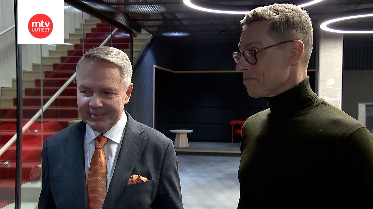 Pekka Haavisto kertoo oppineensa Antoniolta tärkeän taidon – Alexander Stubbilta hupaisa kuitti ...