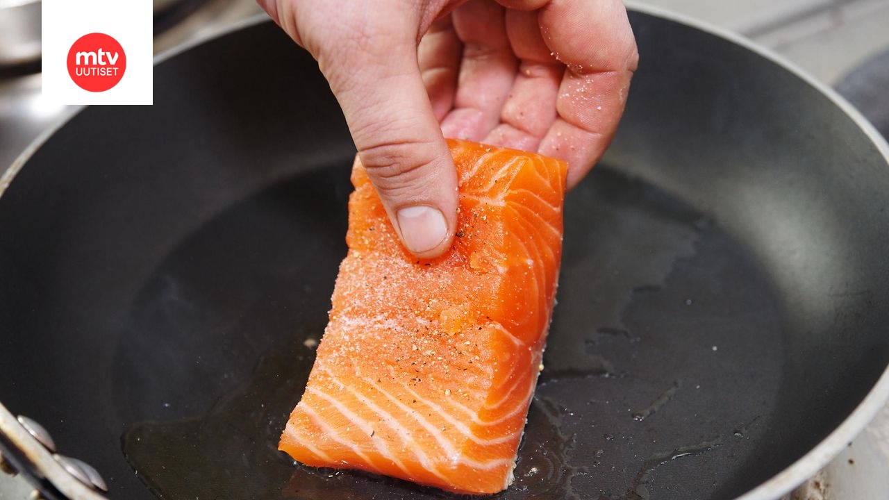 Lohifileen paistaminen pannulla ja uunissa | Makuja | MTV Uutiset