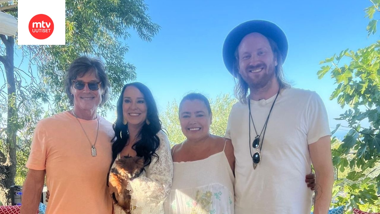 Ellen Jokikunnas vieraili Italian-naapurinsa Ronn Mossin luona ...